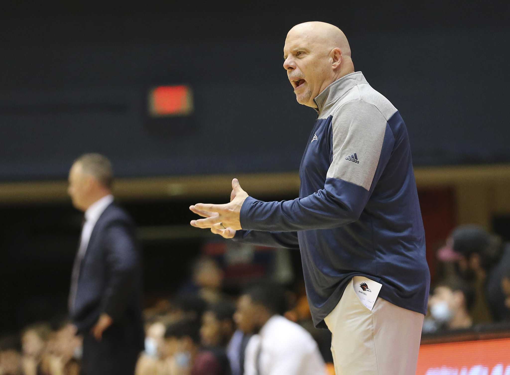 Jordan Ivy-Curry scores career-high 27 to lead UTSA to bounce-back win ...