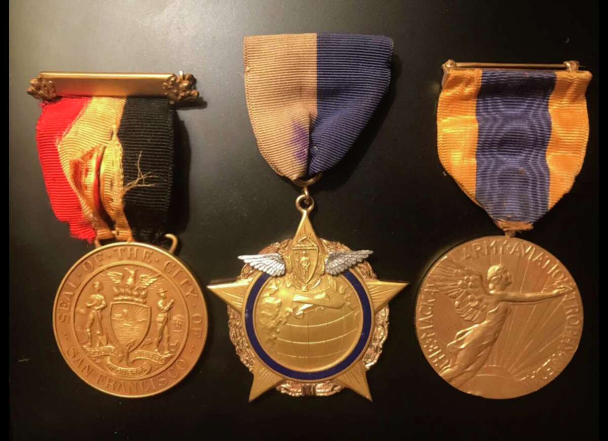 Daredevil pilot, after earning medals for crossing the Pacific, pawned ...