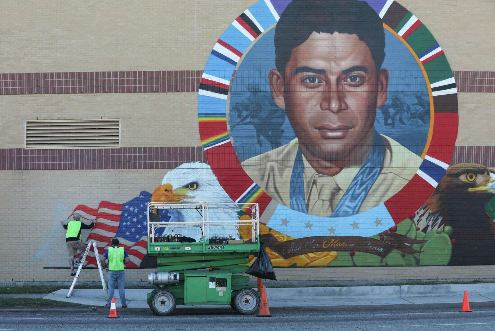 On Veterans Day, a mural to Marcario García connects generations of ...
