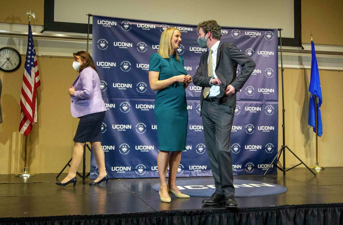 Nonprofit leaders, veterans: Stamford mayor-elect Caroline Simmons ...