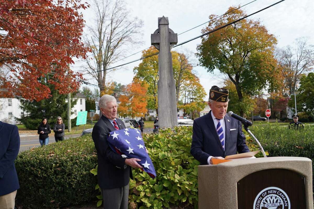 New Canaan Veterans Day ceremony: Keynote speaker urges veterans ...
