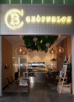 Inside the new POST Houston, a 5-acre rooftop park and food hall in ...