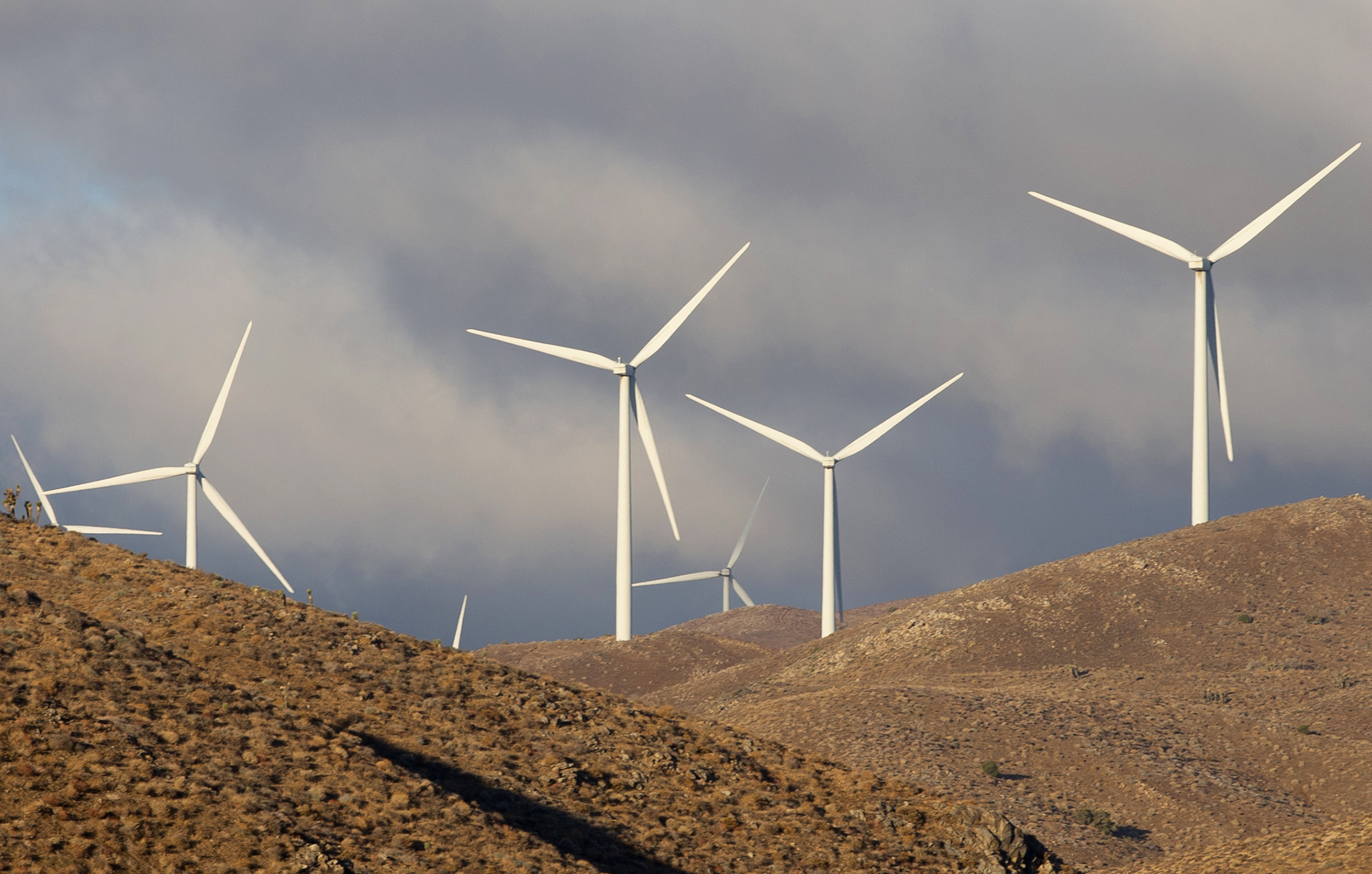 What it’s like to climb a wind turbine that’s powering BART