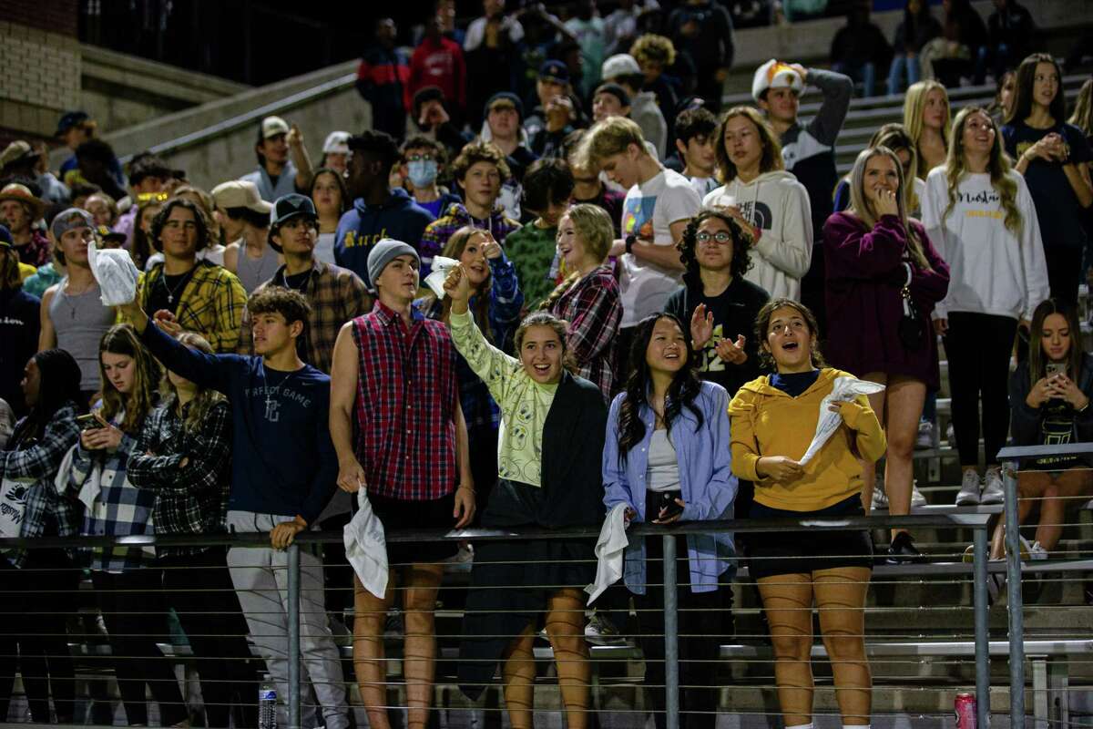 Klein Oak moves past Cy Ranch into area round