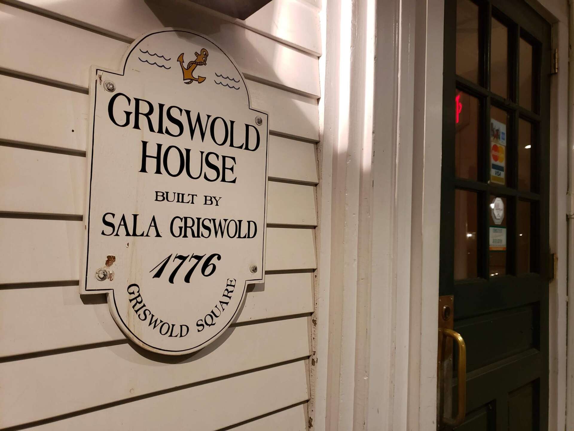 Column: The Griswold Inn is a favorite for Thanksgiving or anytime