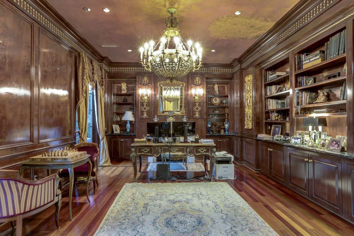 $16 million River Oaks mansion that used to host celebrities has been sold