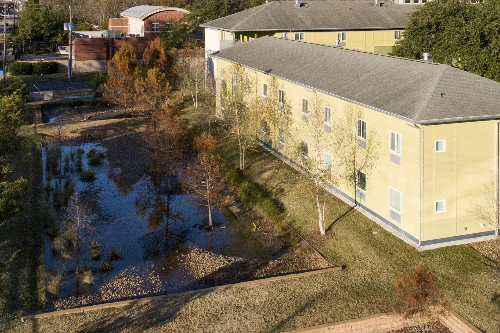 Houston city officials try to boost eco-friendly development program