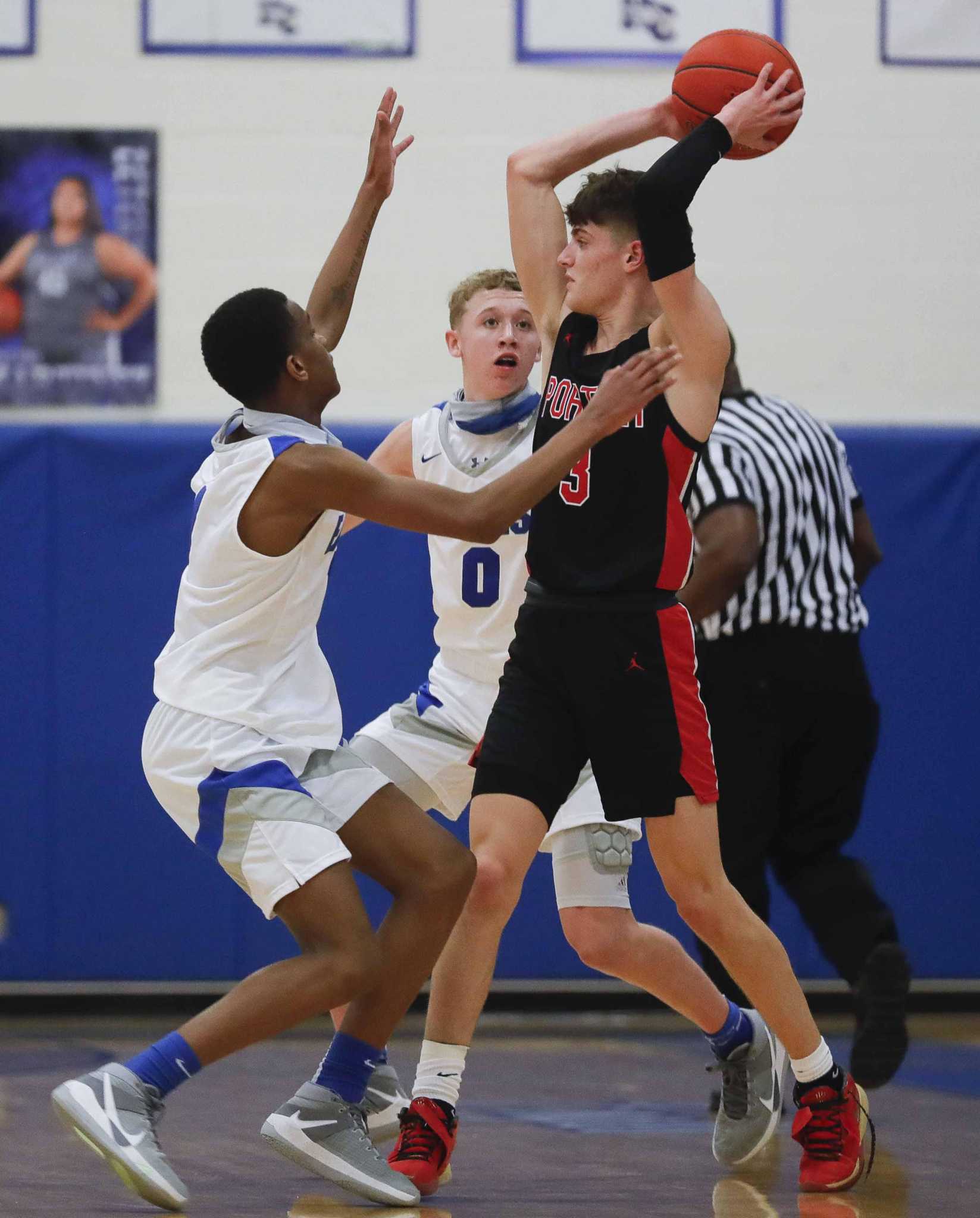 With talented roster, Porter aims to return to playoffs