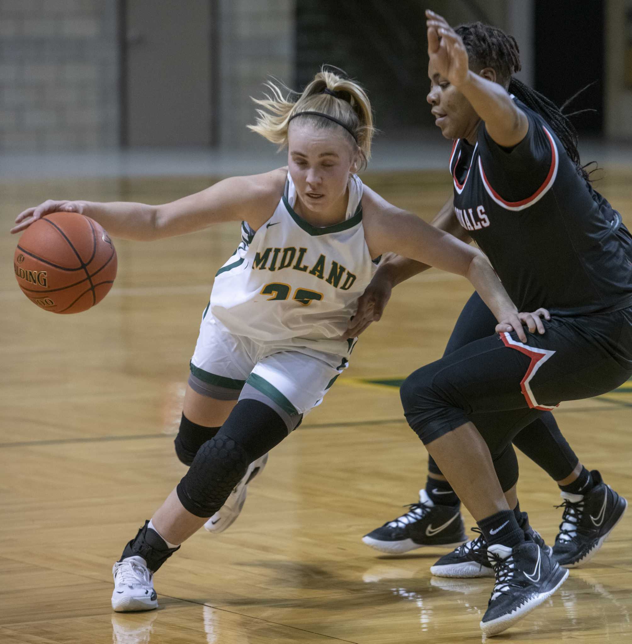 MC ROUNDUP: Lady Chaps held down in loss; SPC's Turner scores 50 on Chaps