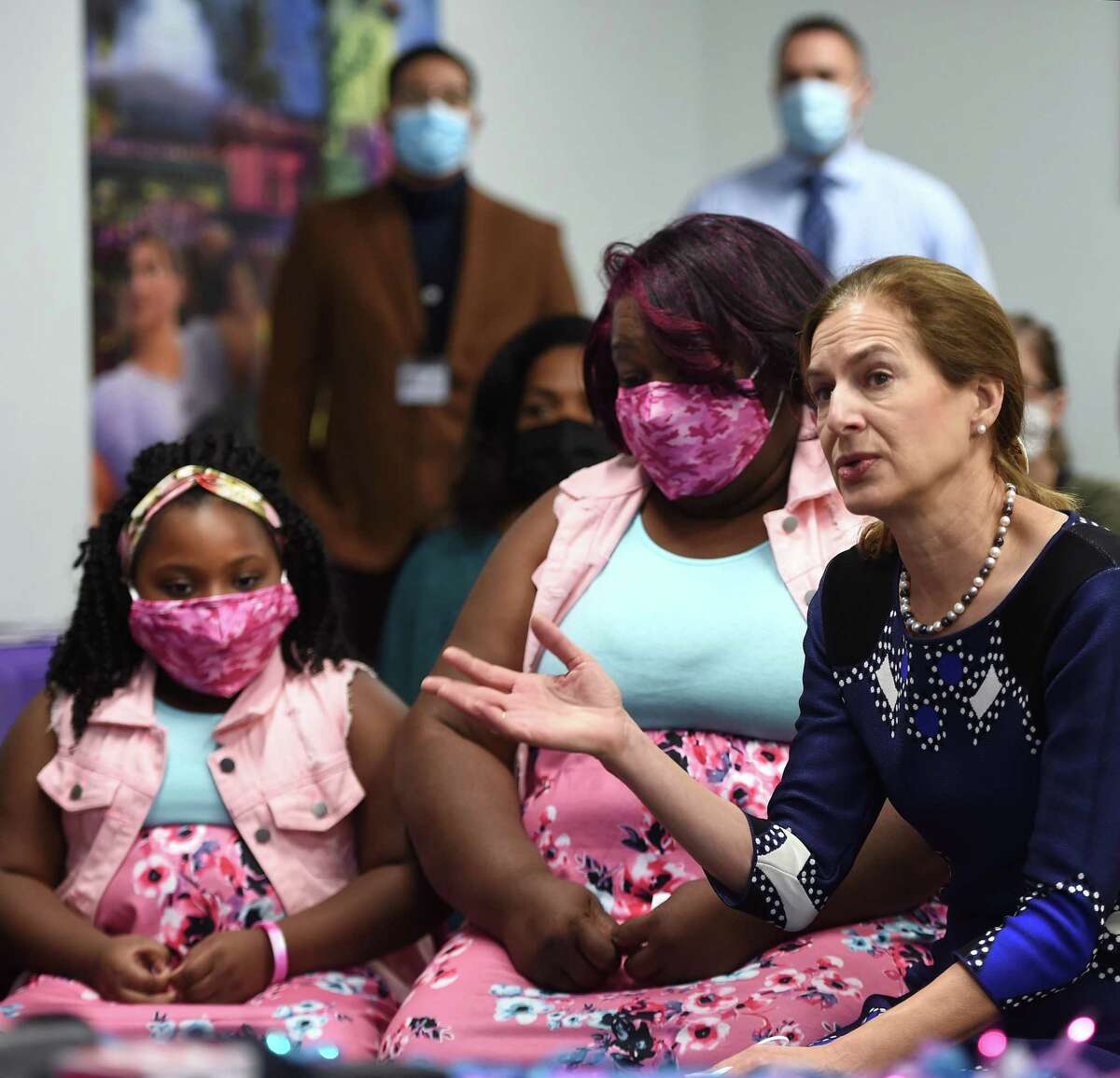 West Haven girl, 7, whose mom, aunt and sister were killed, tells ...