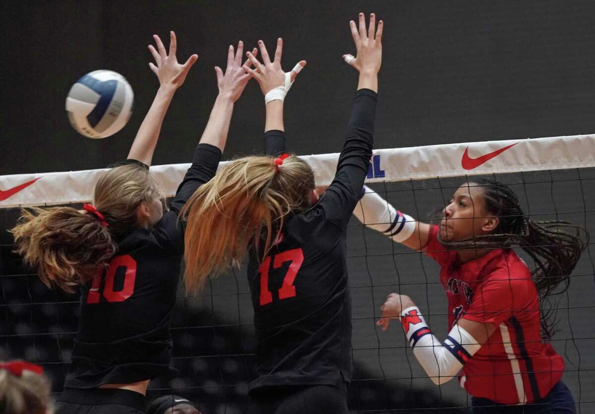 Manvel falls to Lovejoy in 5A state volleyball semifinals
