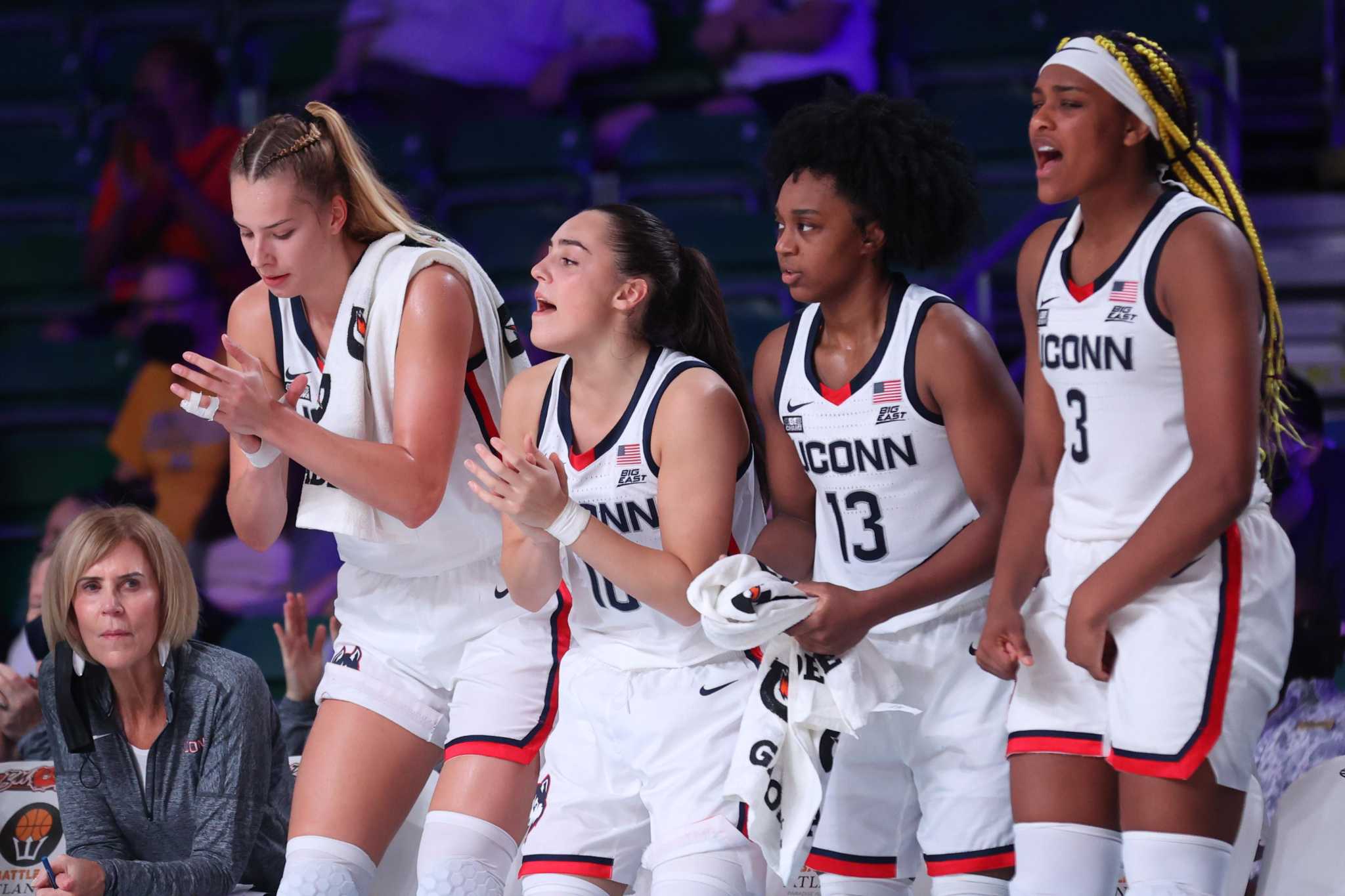 UConn women defeat Minnesota to advance in Battle 4 Atlantis