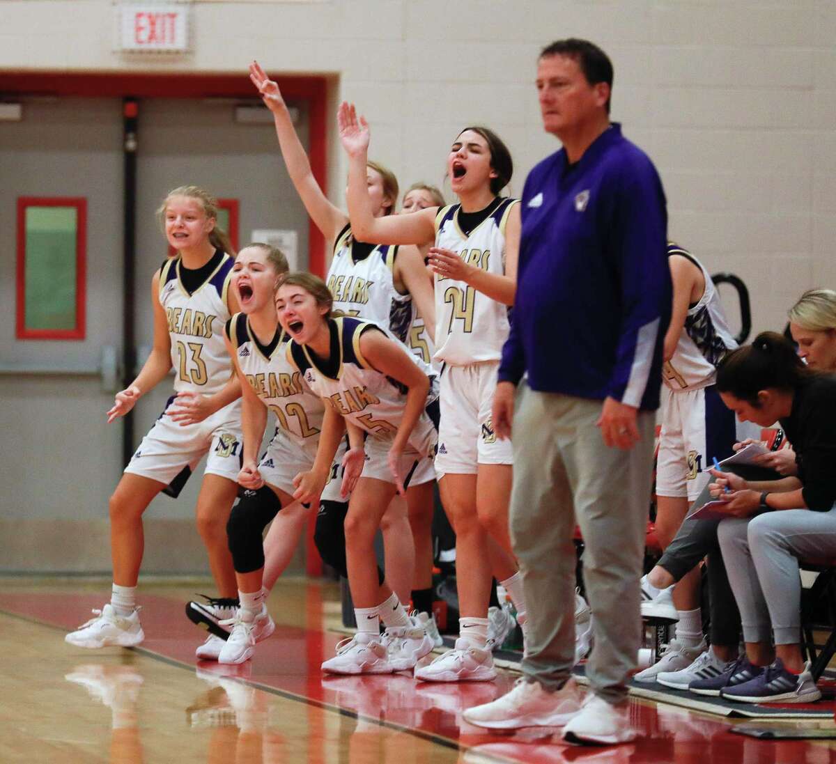 Montgomery’s hot start results in Splendora Invite championship