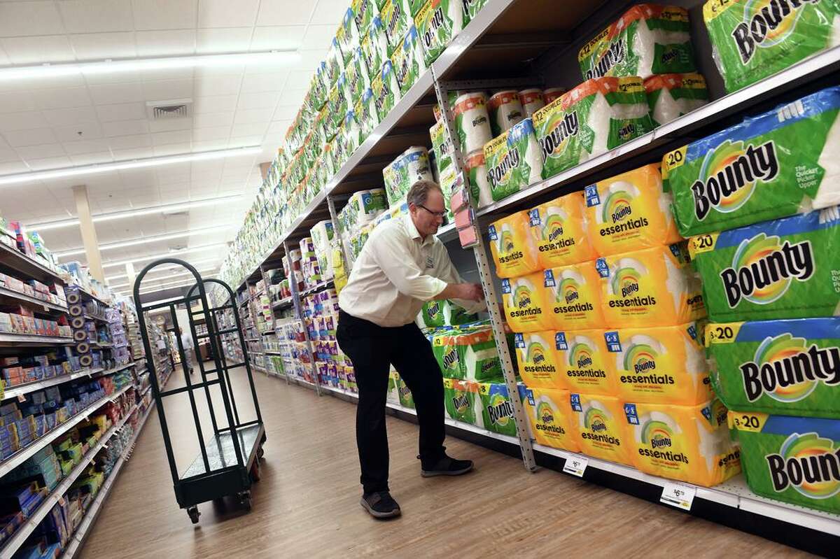 See inside new Clinton Big Y, dubbed ‘a Whole Foods on steroids,’ with ...