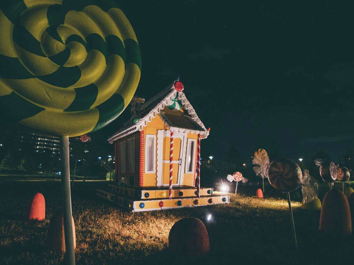 City Place offering life-size gingerbread village for holiday season