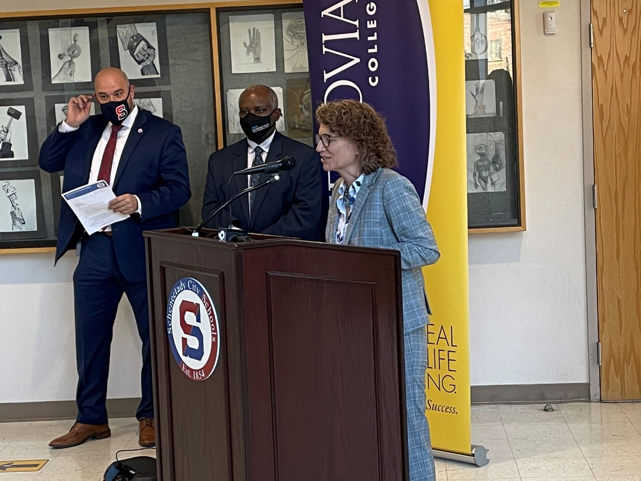 Schenectady schools partners with colleges to diversify teaching staff