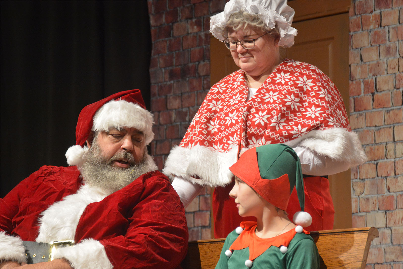 Mystery surrounds 'A CrossRoads Christmas'