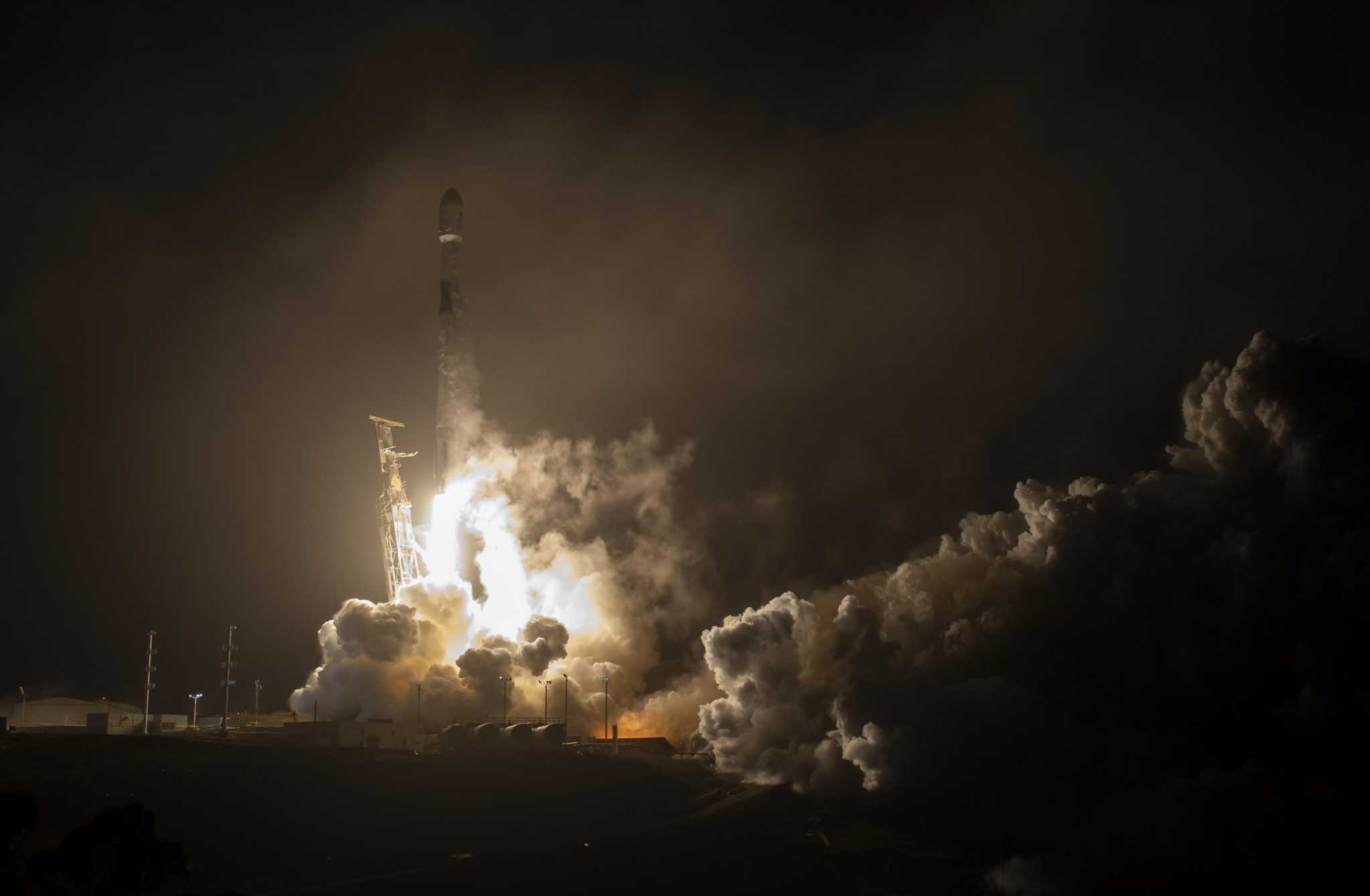 SpaceX Falcon 9 launches on asteroid-crashing mission