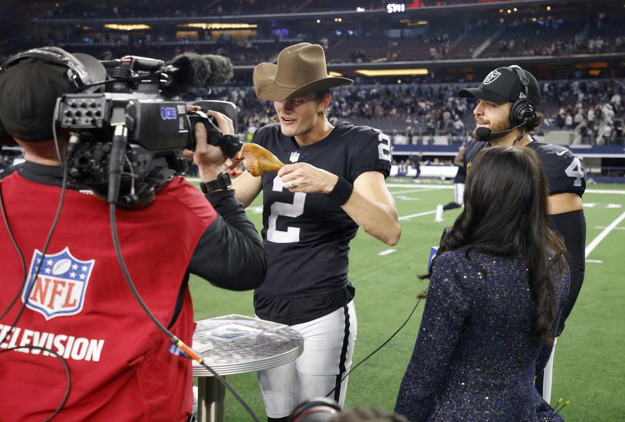 Daniel Carlson’s OT field goal gives Raiders win over Cowboys
