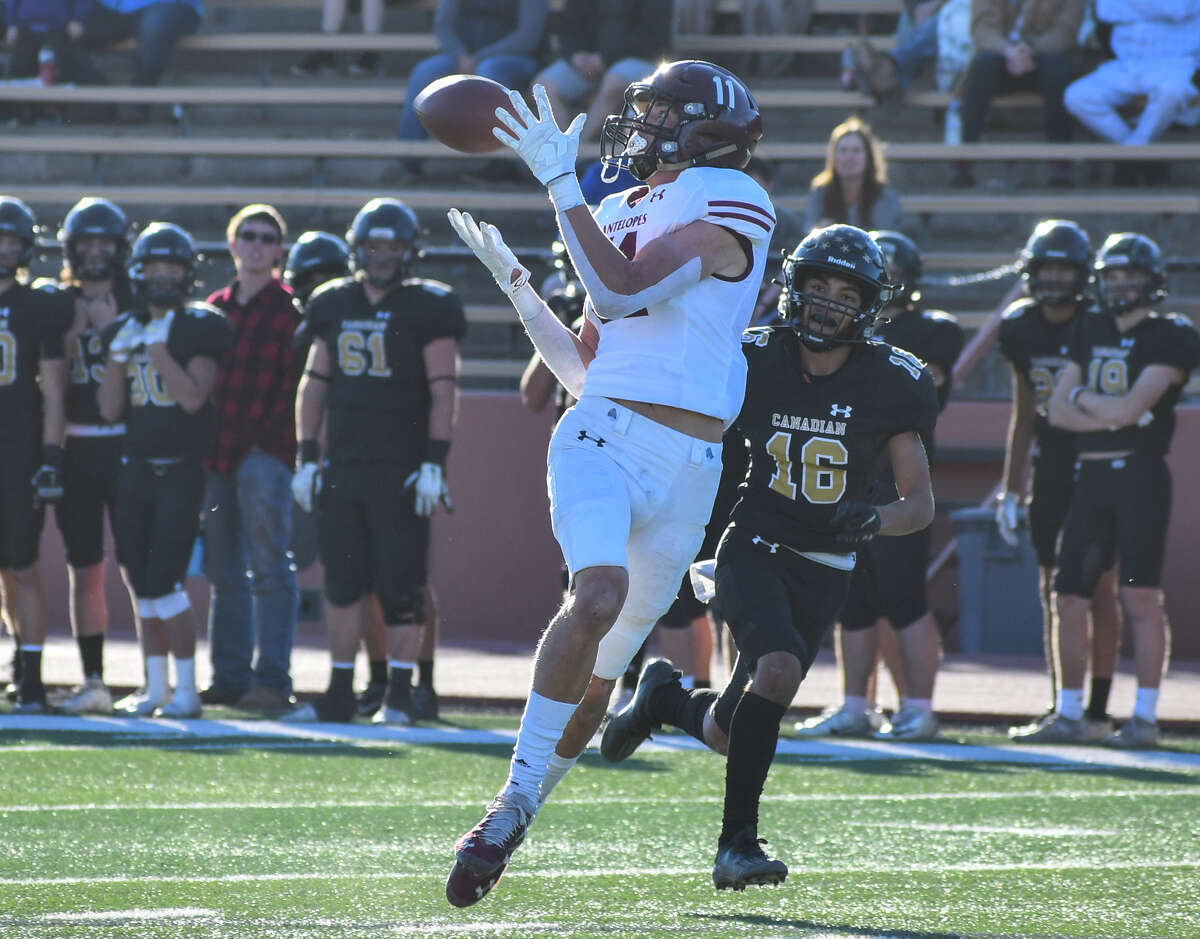 Abernathy wins all 3 phases to knock off Canadian in region semis