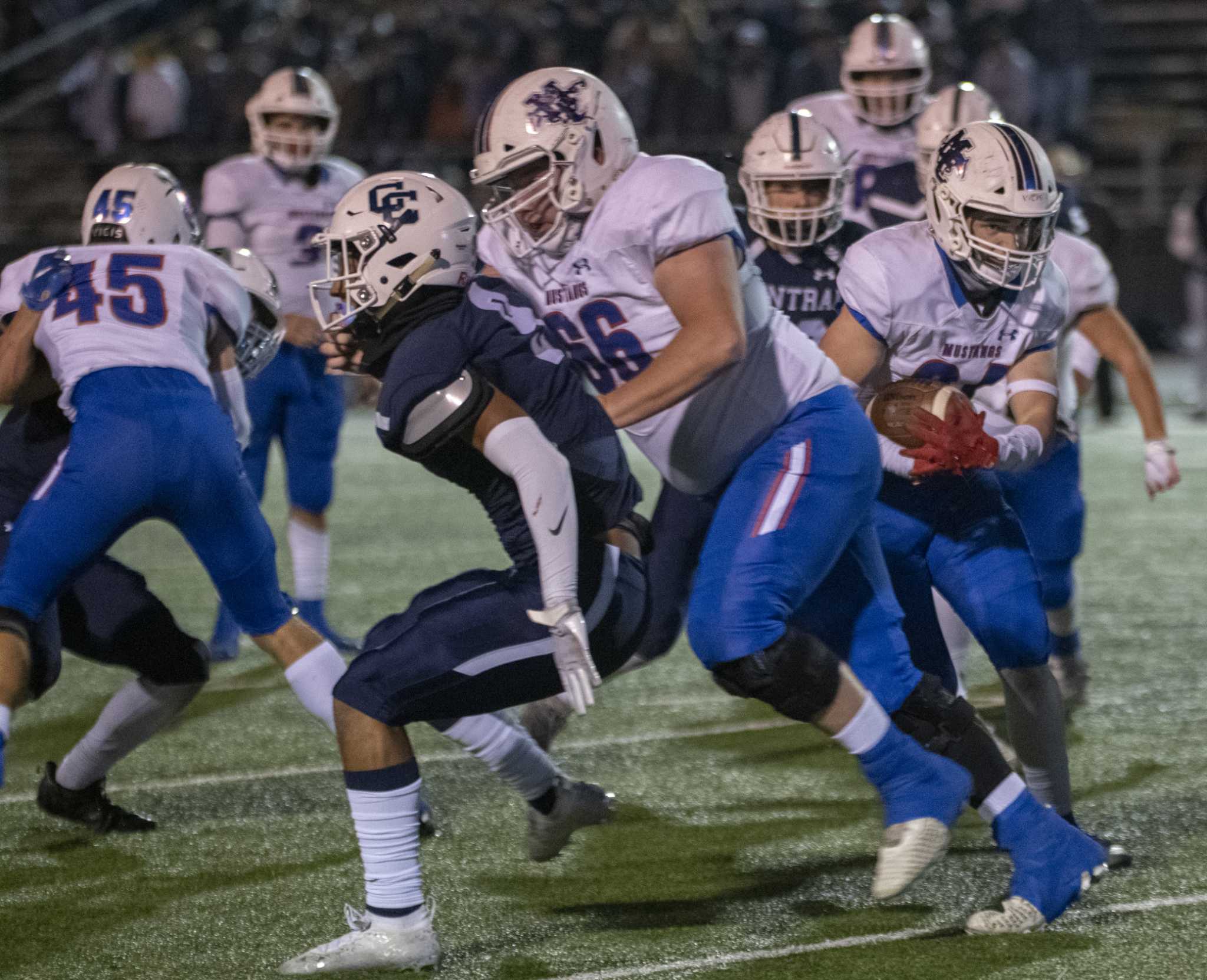 HS FOOTBALL: Return of Robinson, Ramos huge for MCS’ quest at state title