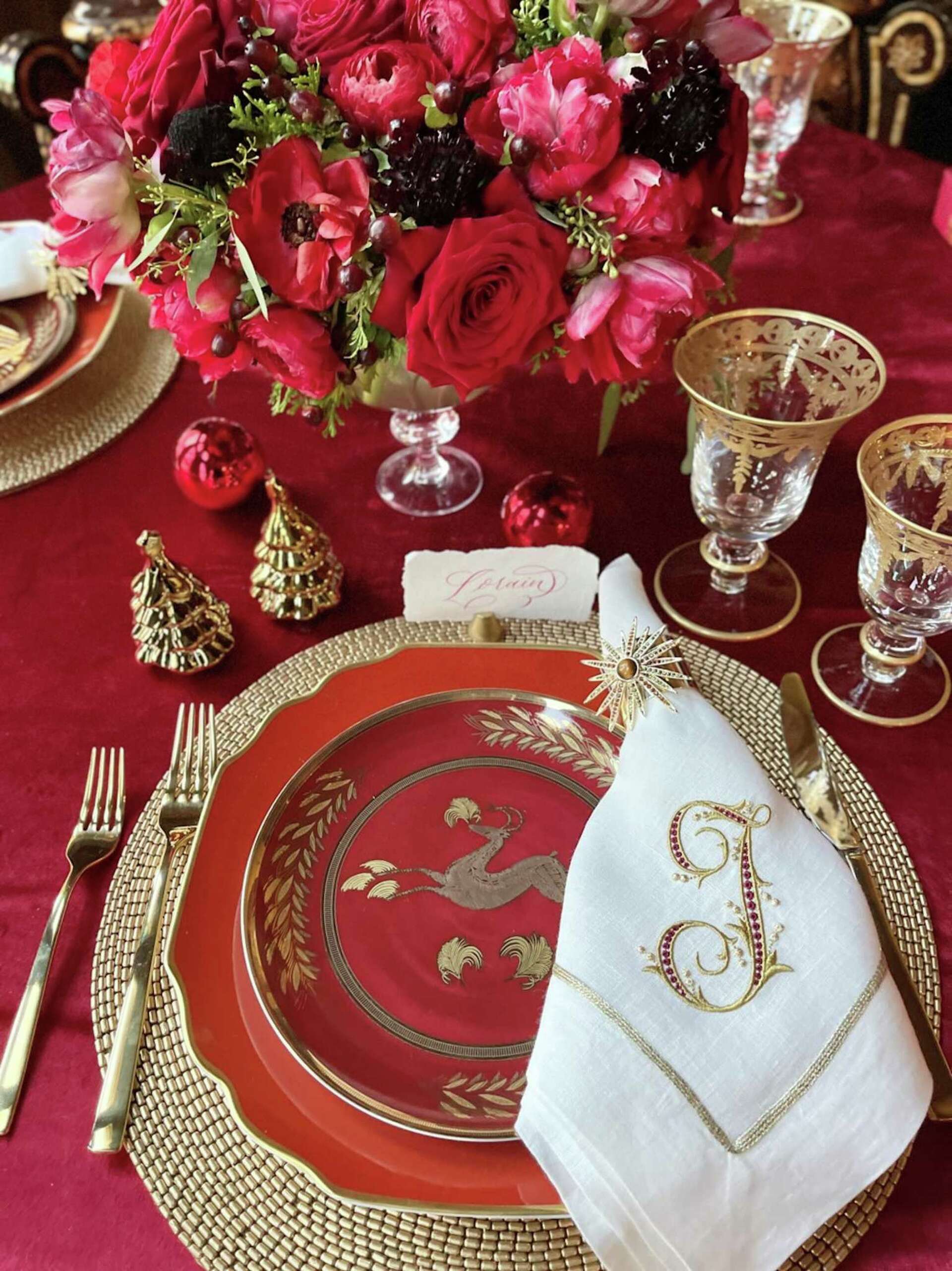 Planning a holiday party? Here’s advice from Houston tabletop expert ...