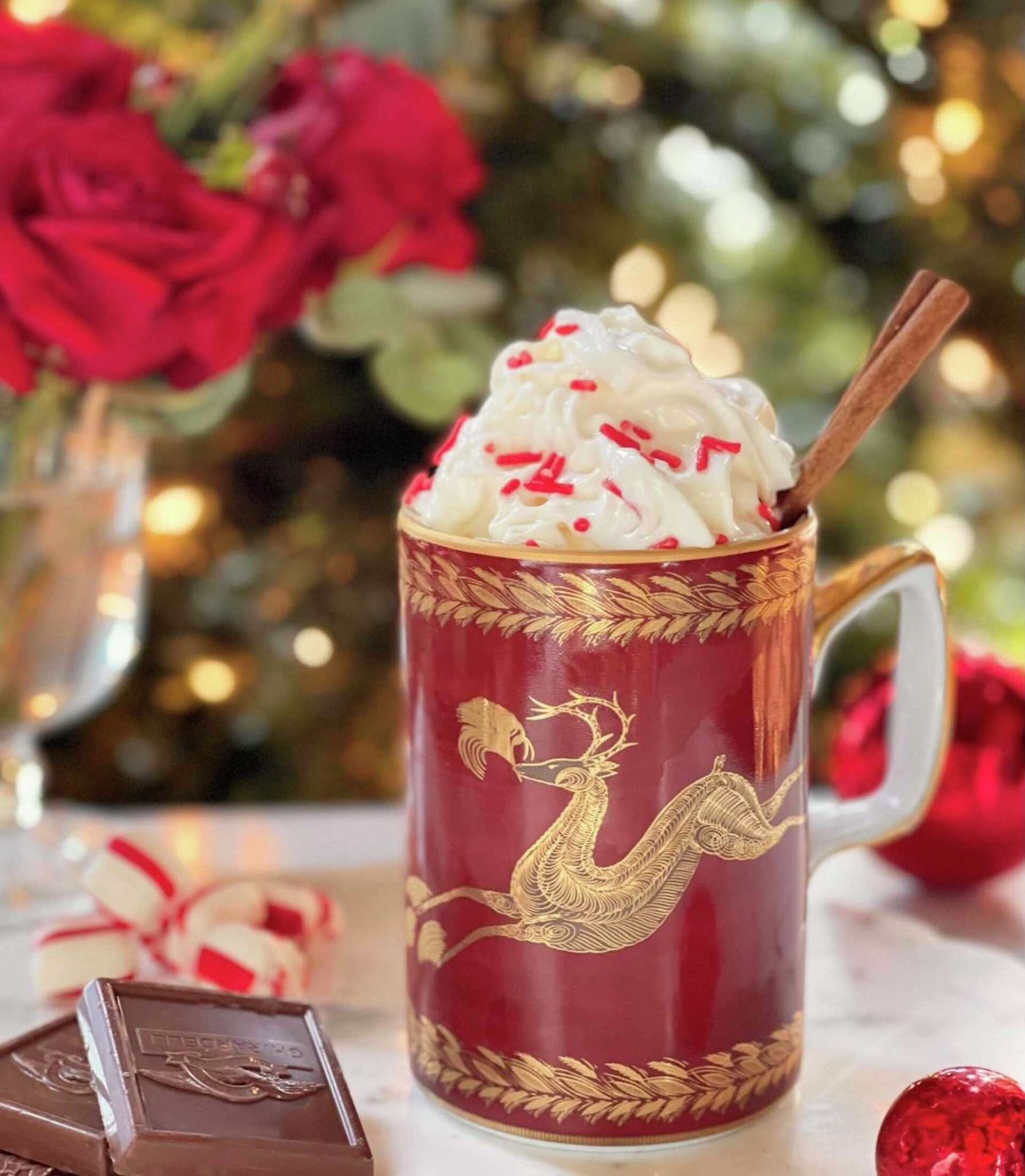 Planning a holiday party? Here’s advice from Houston tabletop expert ...