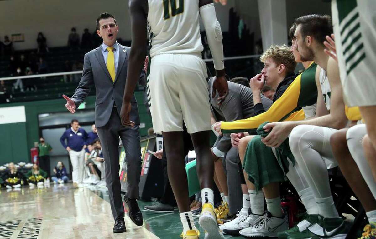How a 36-year-old up-and-comer is helping restore USF basketball’s ...