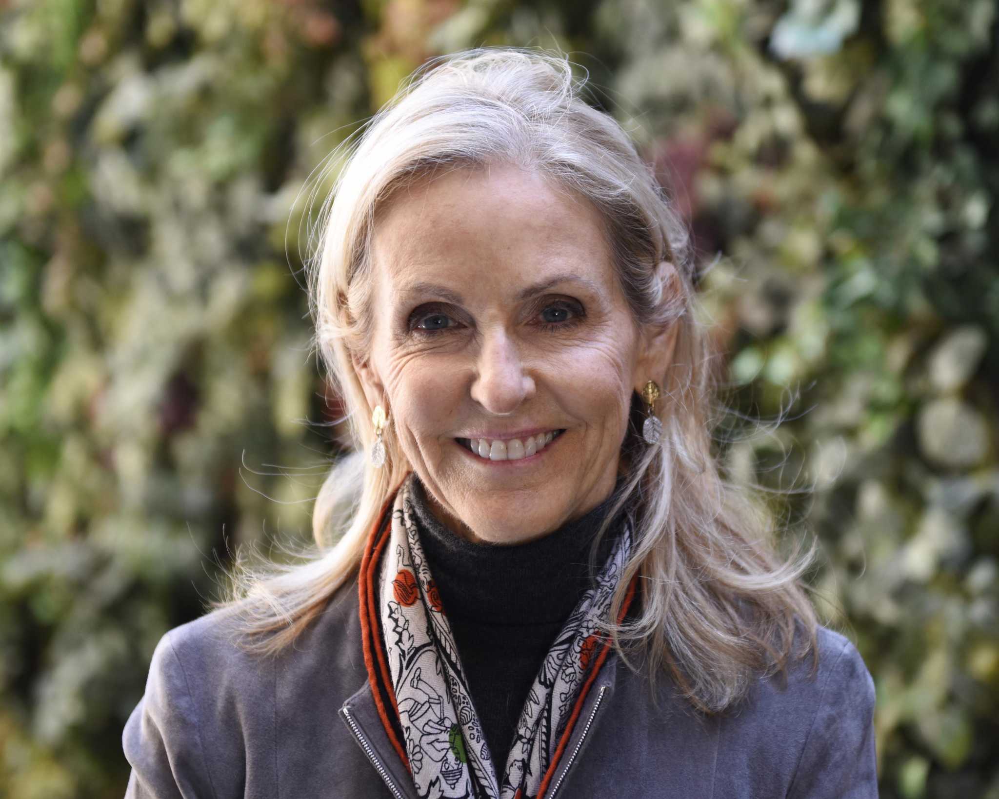 Lamont defends investment by wife’s firm in digital currency company ...