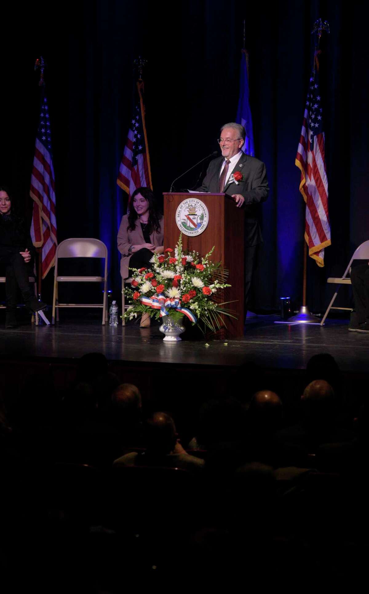 Esposito sworn in as Danbury’s first new, elected mayor in 20 years ...