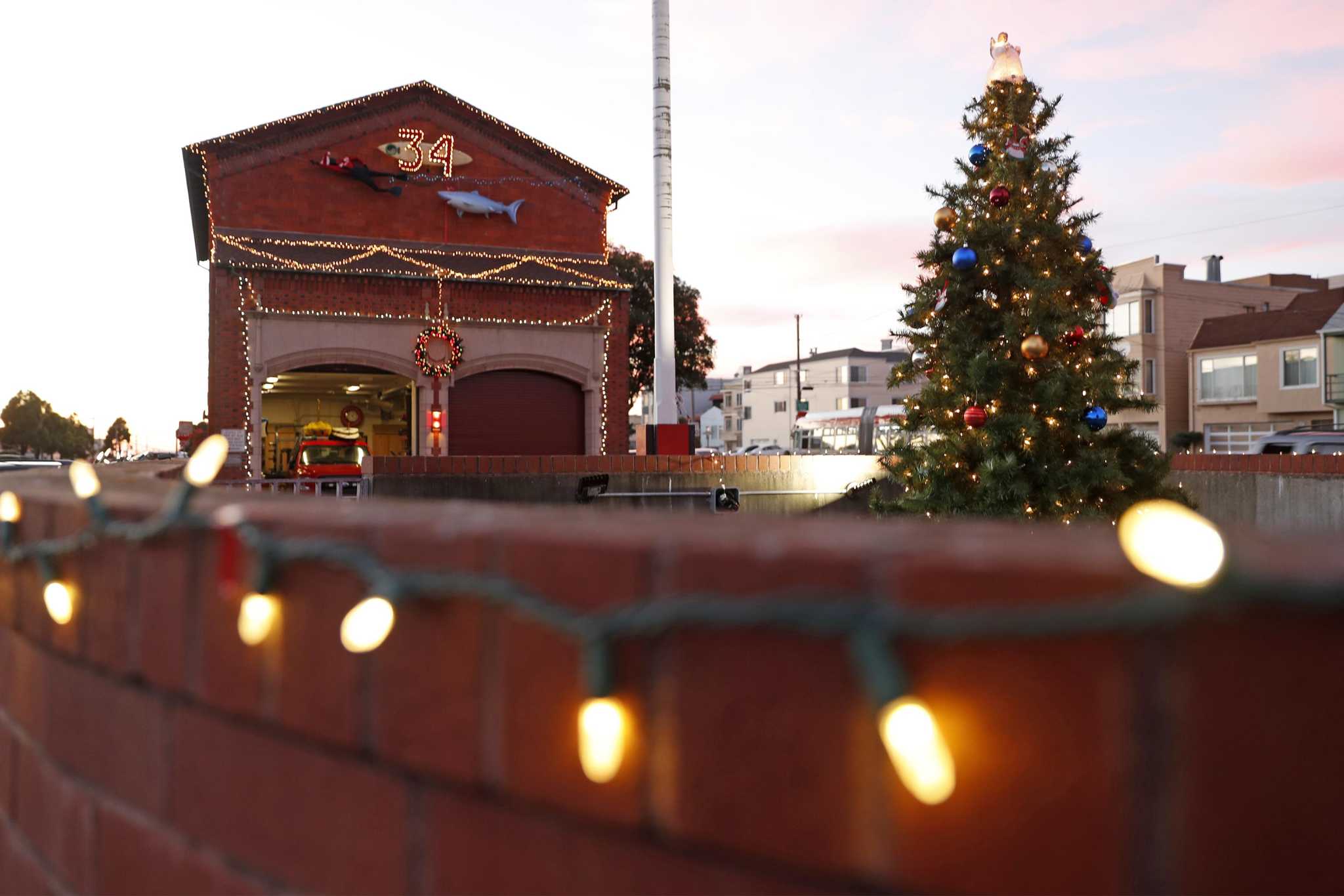S.F. fire stations will light up again; holiday decoration contest returns