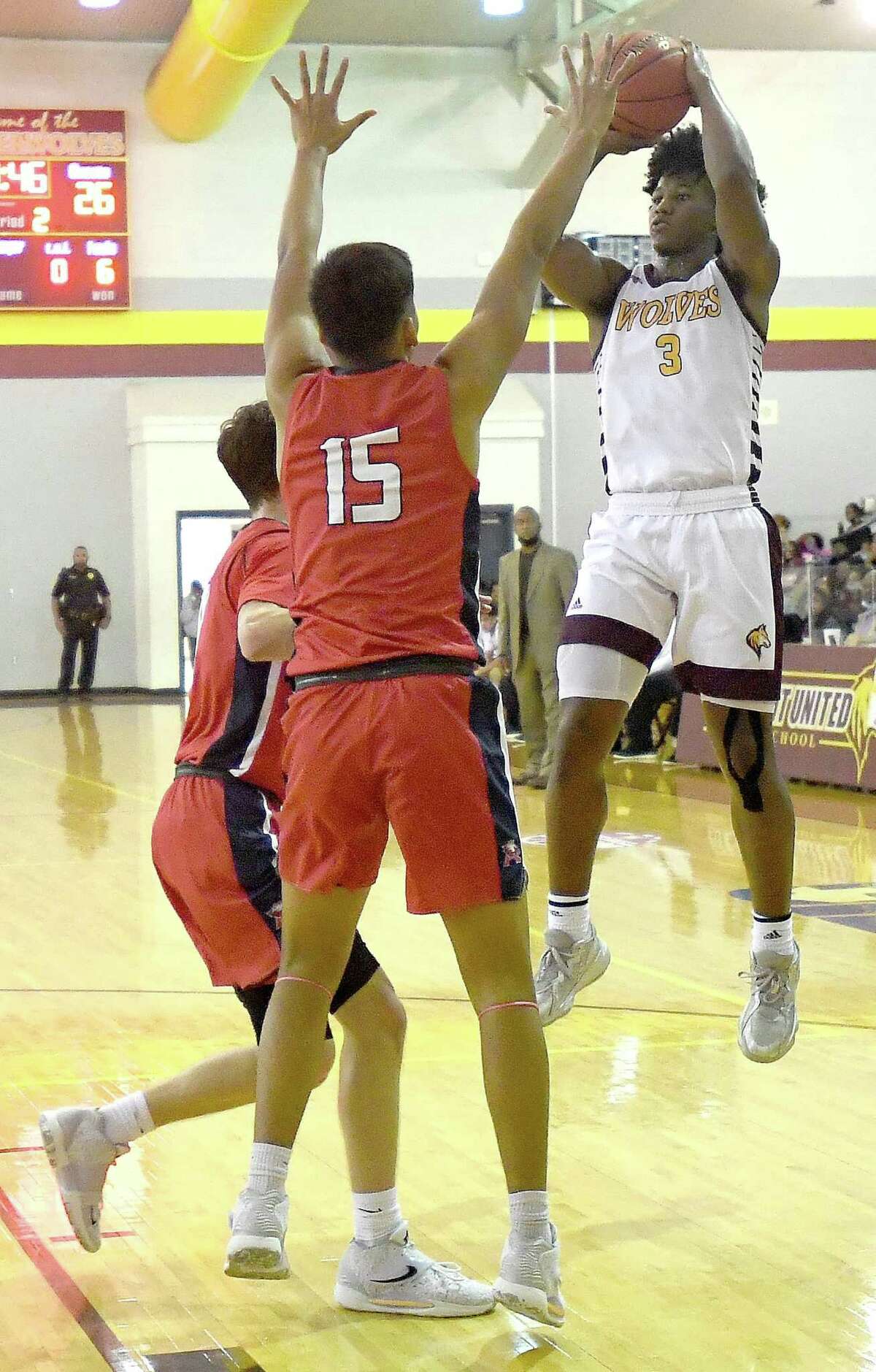 T-Wolves’ stars pace United to win over Atascocita