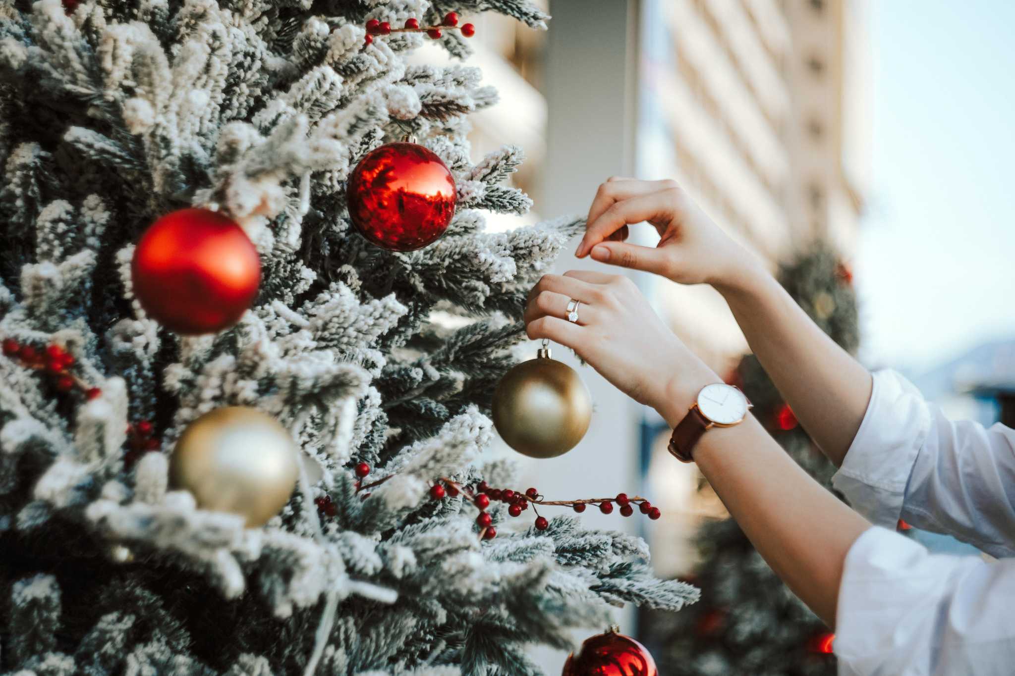 Experts offer some fire safety tips for the holiday season