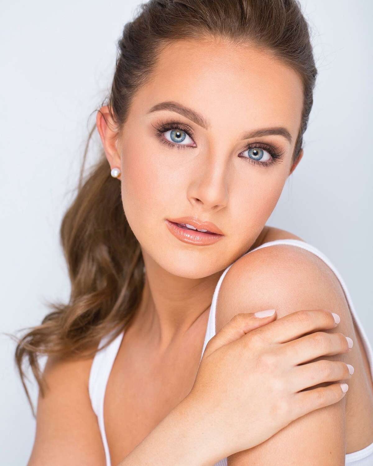 Soldier with Bay Area ties to vie for Miss America title