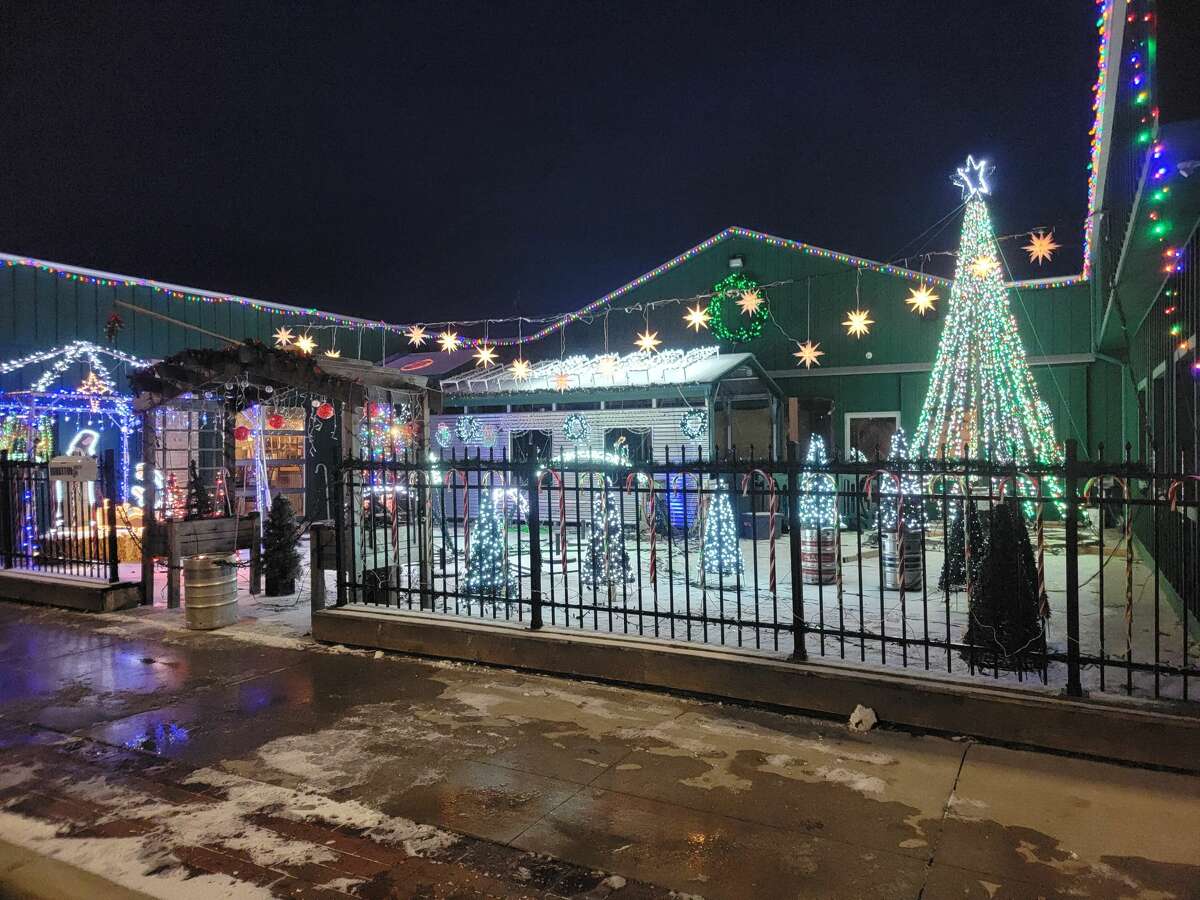 Light display brings Beulah community together