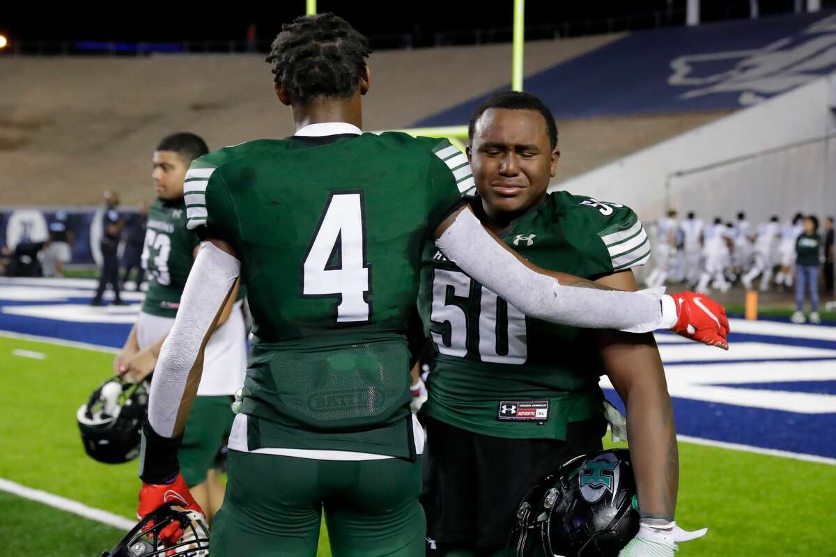 Jacob Brown carries Paetow into state semifinals