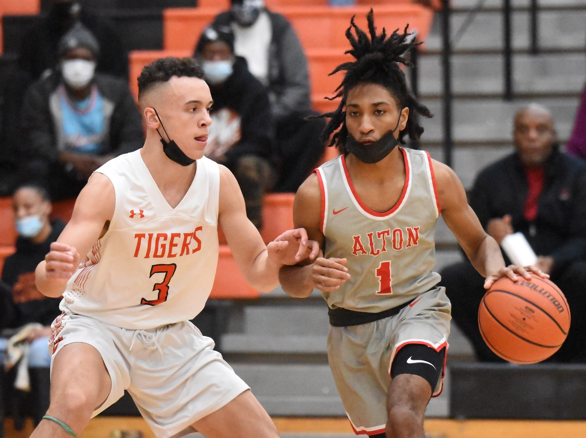 Pacatte's late 3 lifts Tigers past Redbirds in double-OT