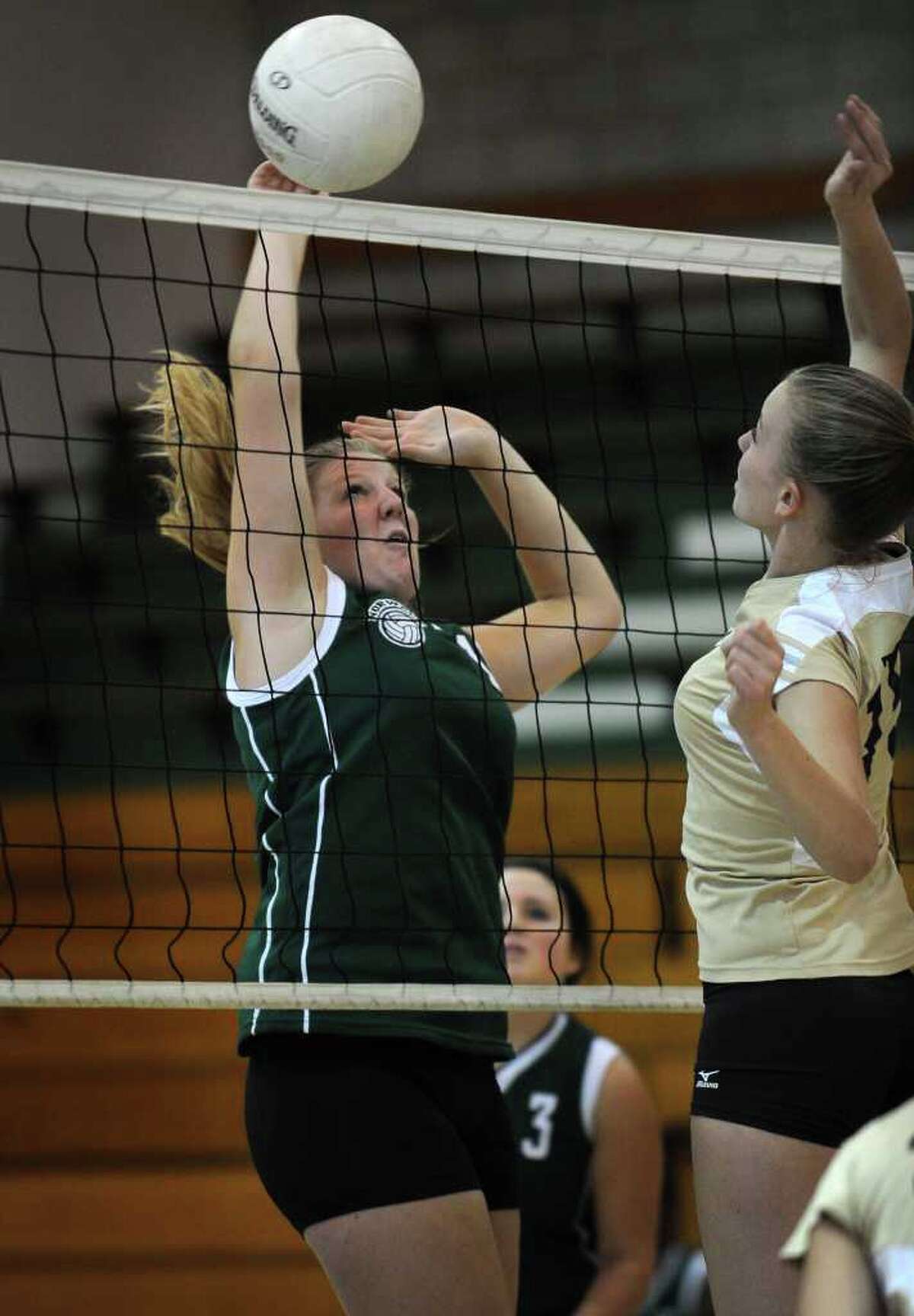 Norwalk volleyball: Riding high with 3-0 start