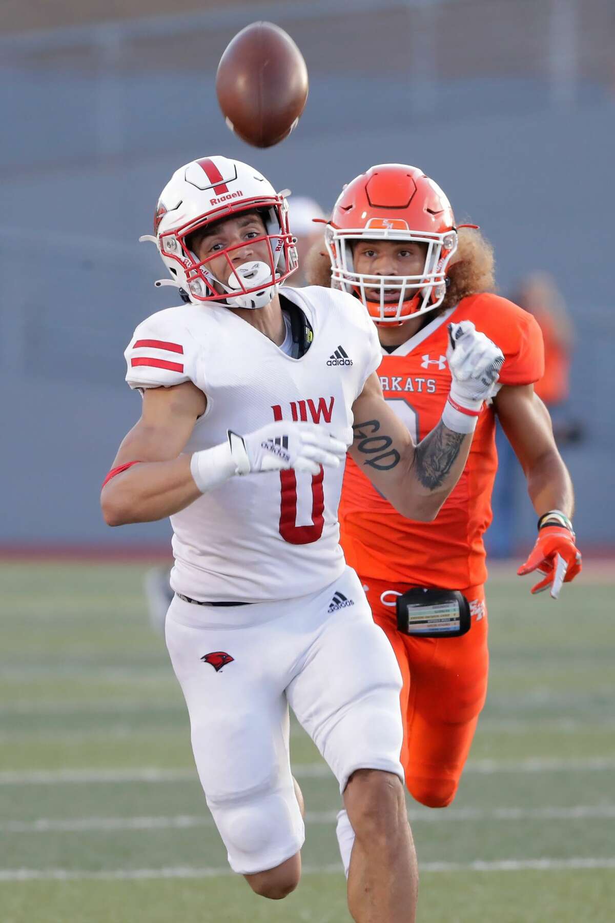 Sam Houston overcomes 4th quarter deficit to advance in FCS playoffs