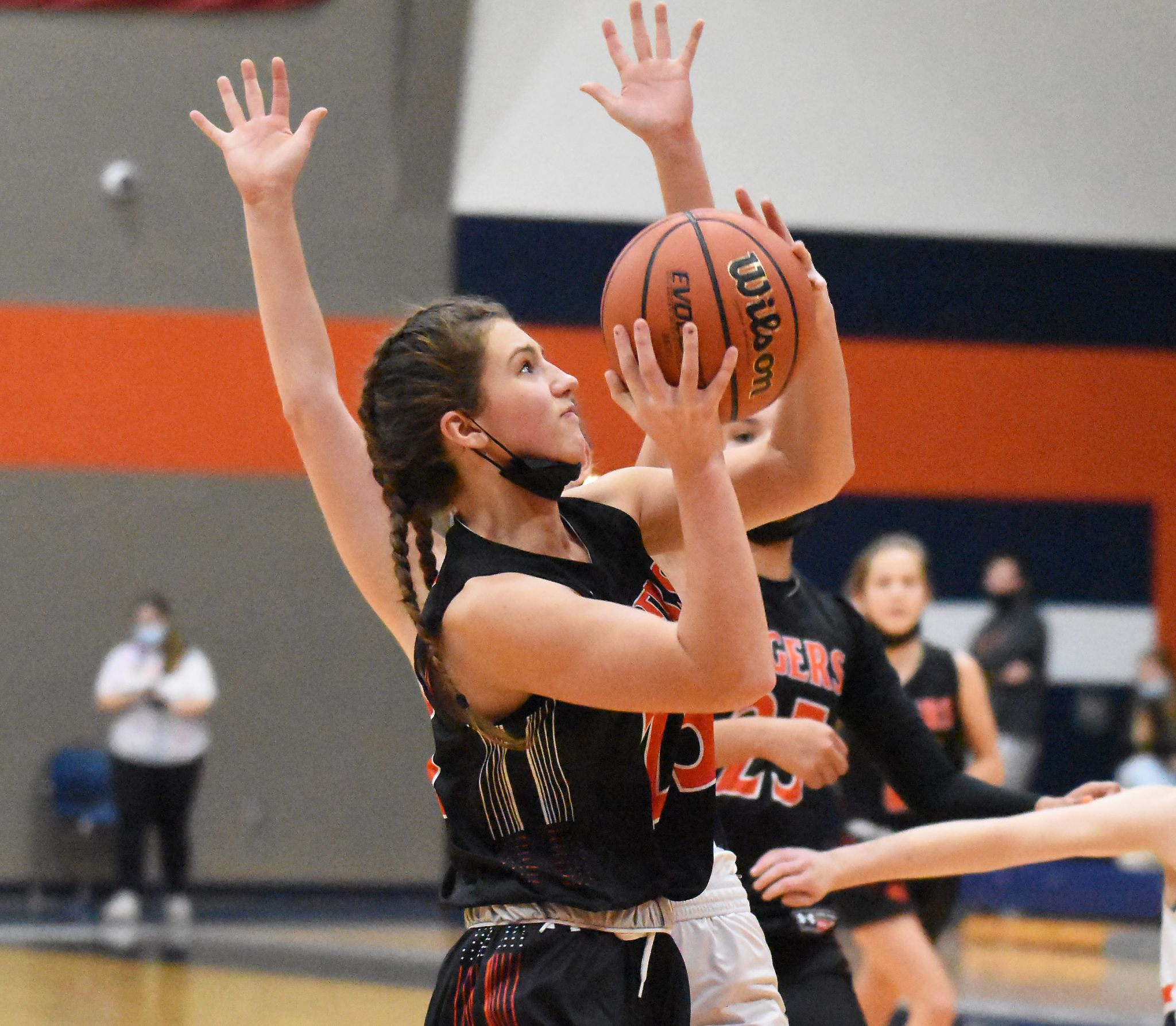 Strong second half sends EHS to win