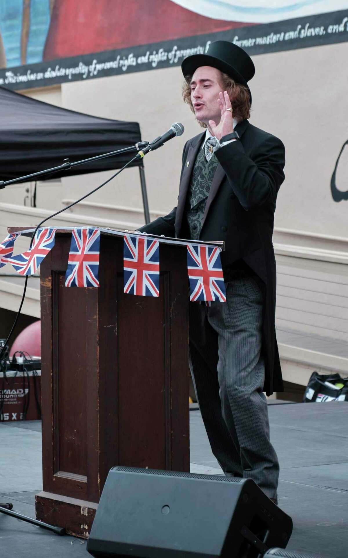 Galveston’s Dickens on Strand resumes after pandemic hiatus