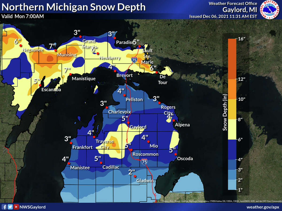 PHOTOS: Snow blankets Manistee