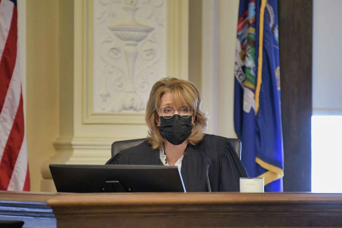 Jury to deliberate again Wednesday in quadruple-murder retrial in Troy