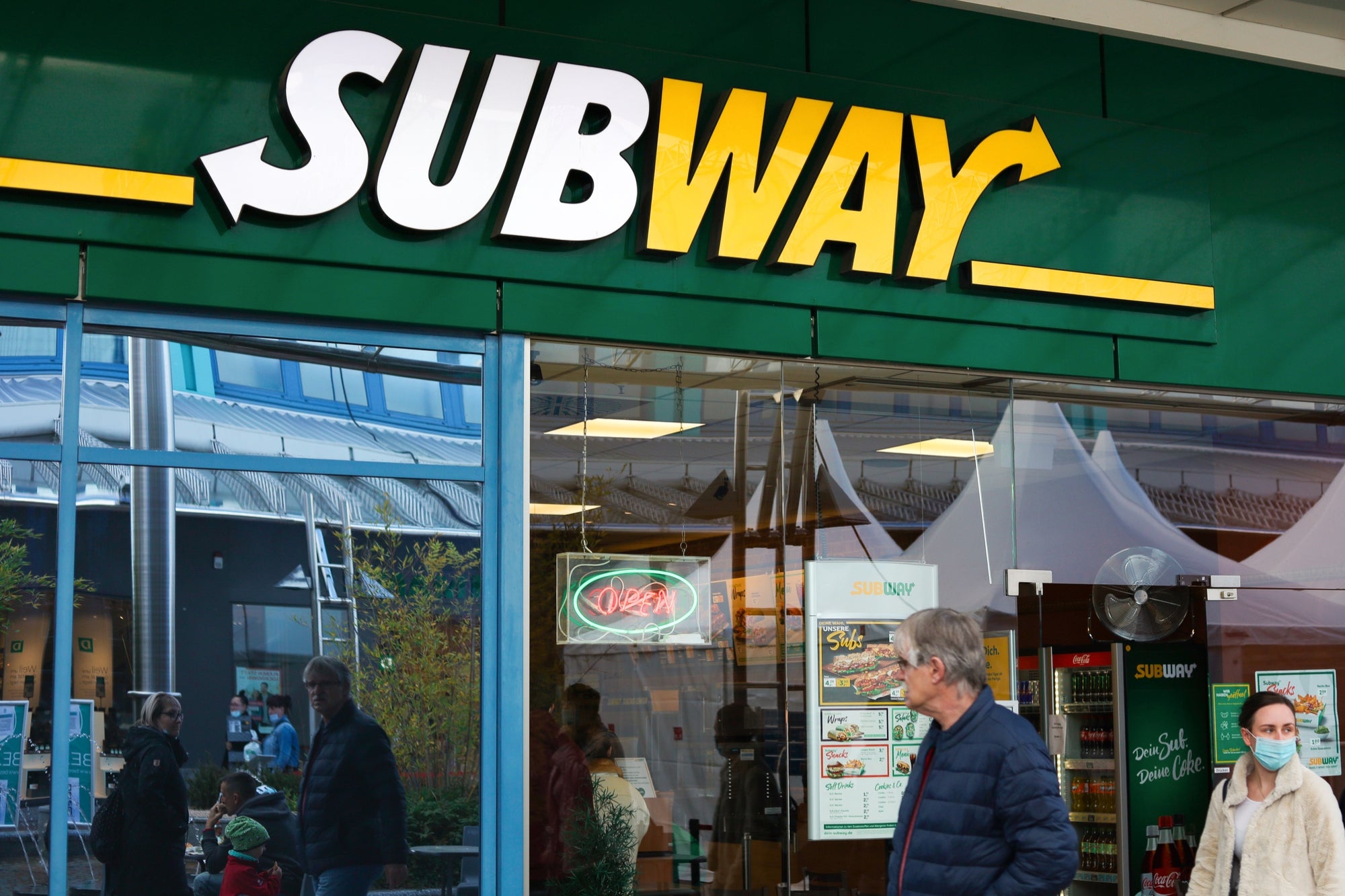 Subway Mexico presents its first restaurant with the new image + drive thru