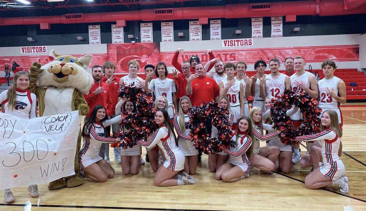 Hoops roundup: Splendora coach Jason Vela picks up 300th career win