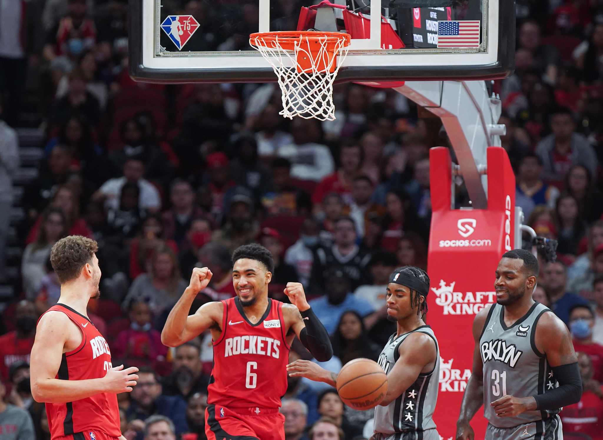 Rockets' bench gets time to shine with rotation at full strength