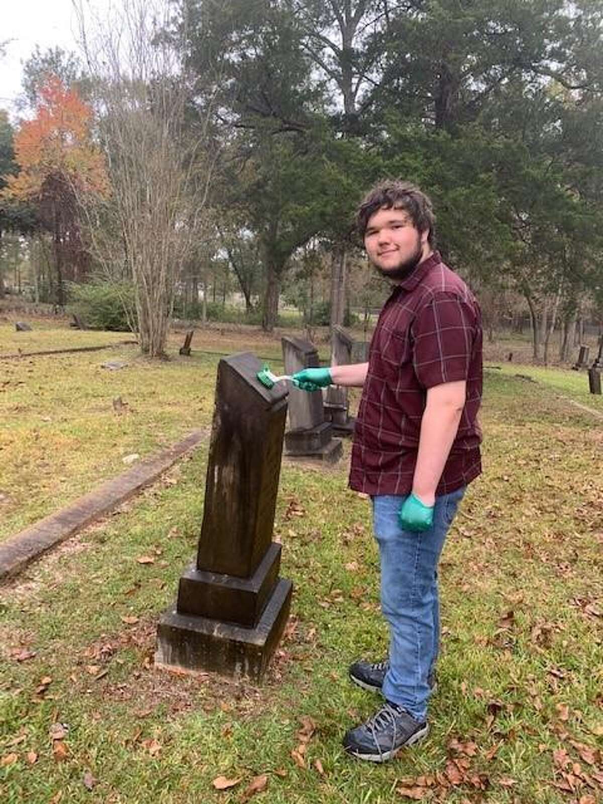 Youth Advisory Board completes tombstone-cleaning project