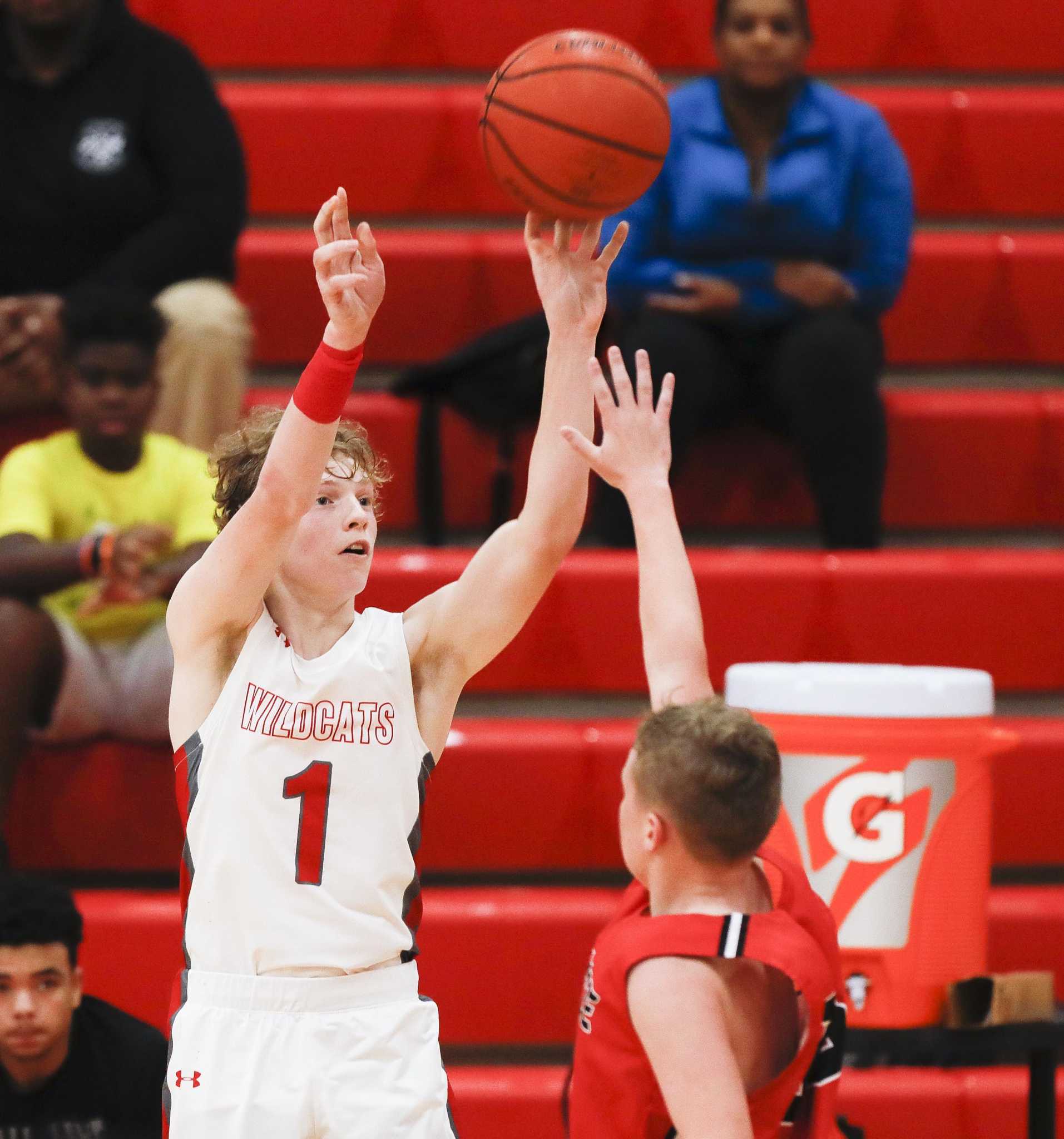 Splendora's mix of talent will jell as season gets going