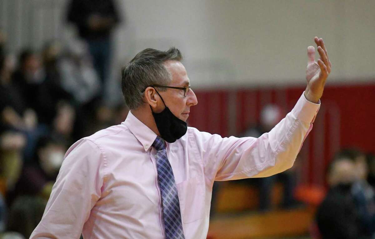 Niskayuna boys' basketball tops Shenendehowa for first time in 15 years