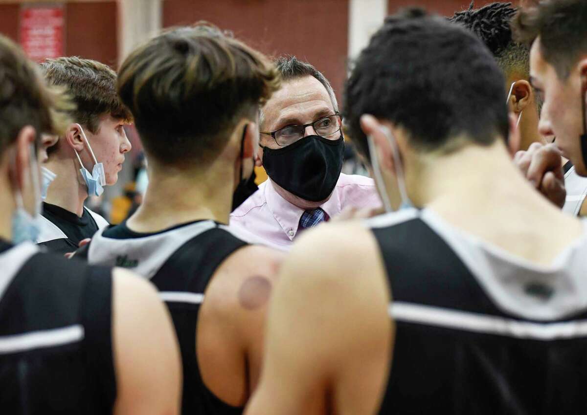 Niskayuna boys' basketball tops Shenendehowa for first time in 15 years